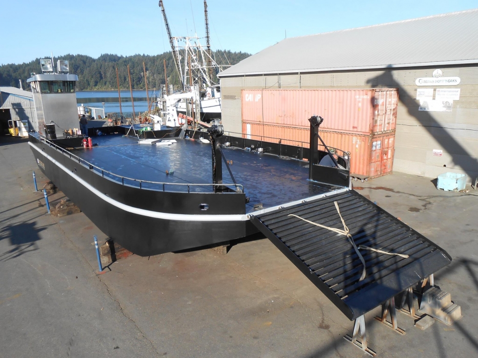 Custom Barge Builder – Giddings Boatworks